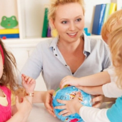 Travailler en crèche : tout ce qu’il faut savoir