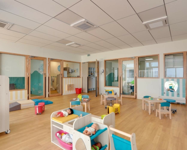 Travailler en crèche : tout ce qu’il faut savoir